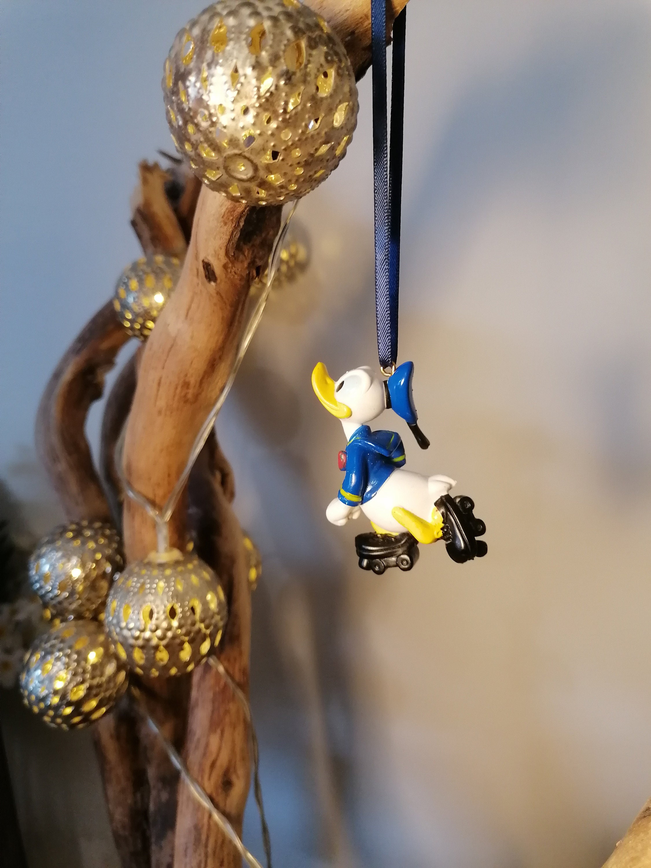 Disney Donald Duck Christmas Decoration Figure, Ornament Bauble, Disney ...