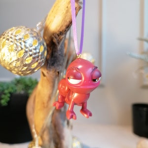 Disney Tangled Rapunzel Pascal Christmas Decoration Figure, Ornament ...