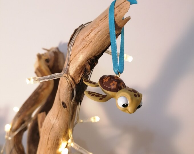 Disney Finding Dory Squirt Turtle Christmas Decoration Figure, Hanging ...