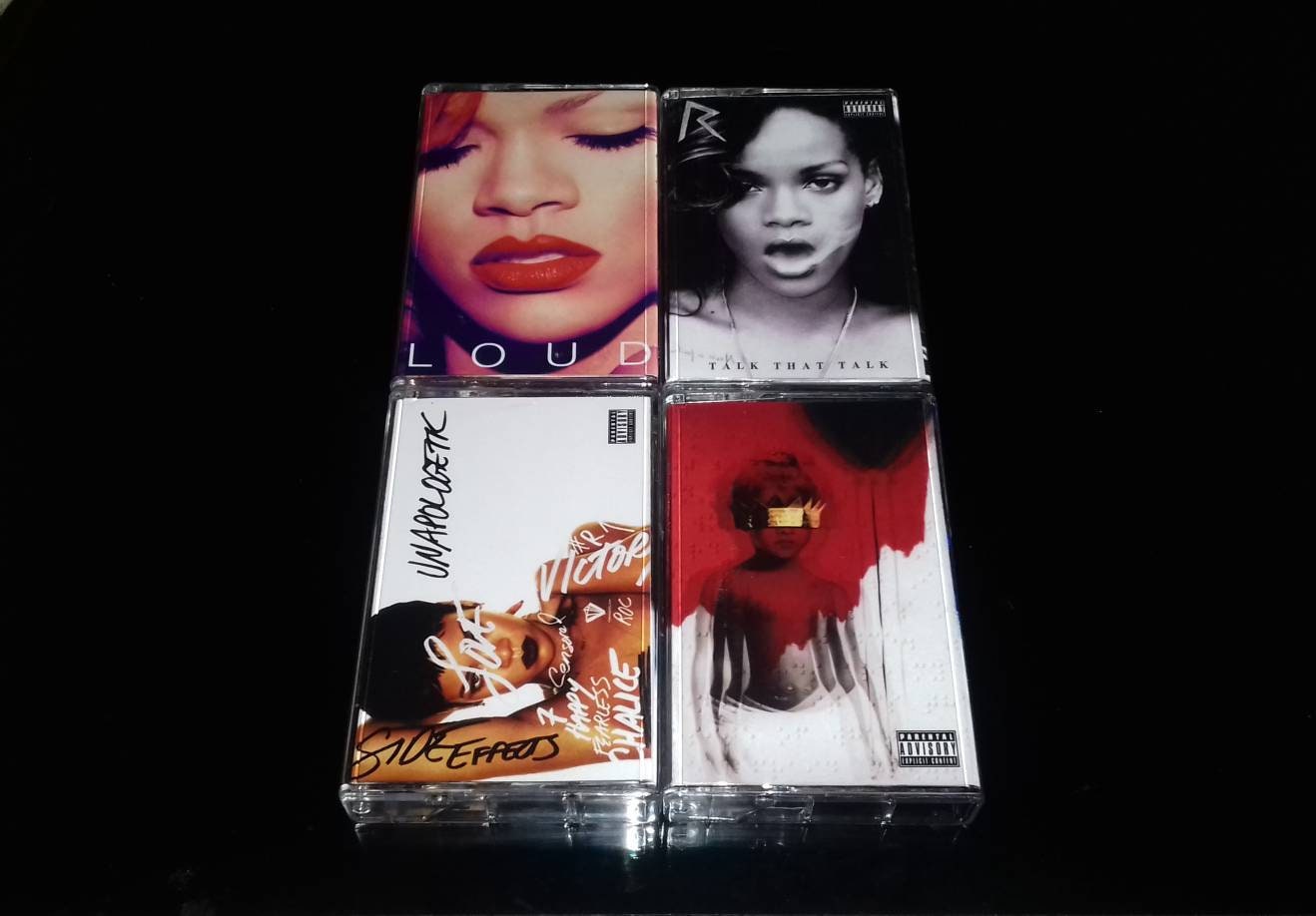 Rihanna Loud Deluxe Album Cover