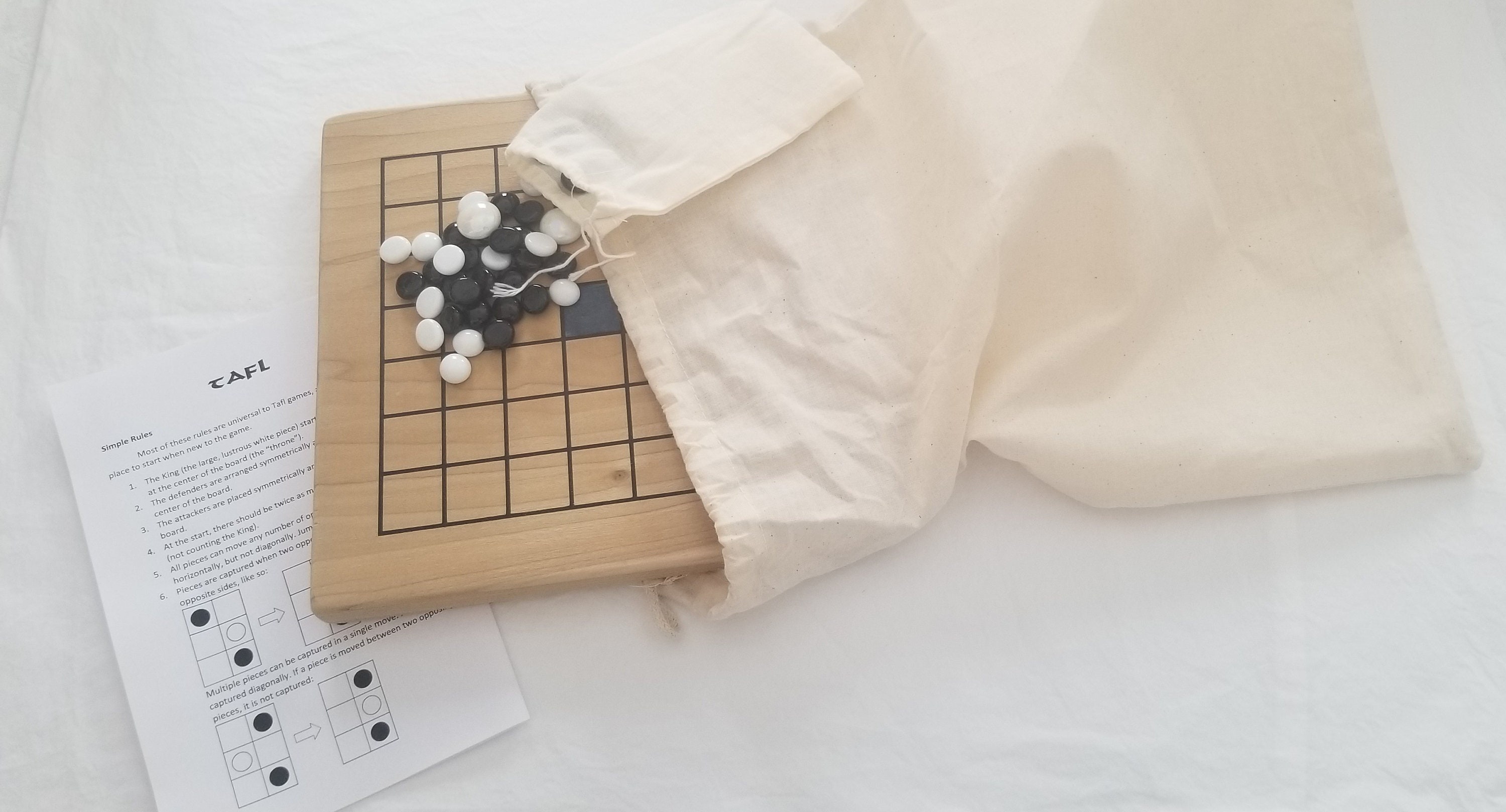 Tafl Game Board Tablero reversible de madera maciza para Brandub, Ard ...