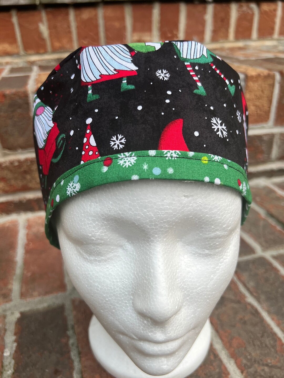 Reversible Scrub Cap - Christmas Gnomes - Etsy
