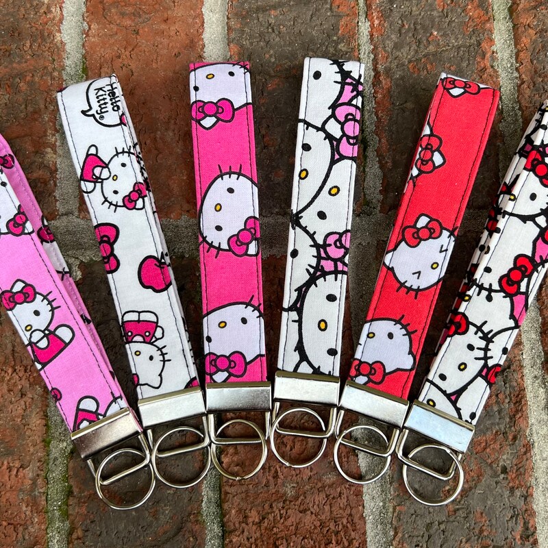 Hello Kittys Key Chain - Etsy