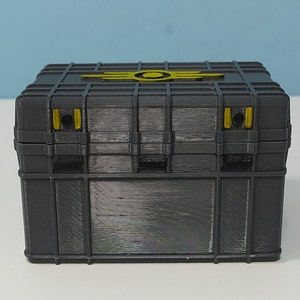Fallout Chests | Overseer and Vault-tec Variations | Functional | Semi ...