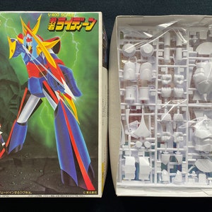 Vintage 1981 Bandai Brave Raideen Super Robot Plastic Model Kit Figure ...