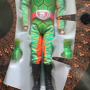 Vintage 1998 Medicom Toy RAH220 Real Action Heroes Kamen Rider 19 Deathtron Kame Bazooka Bazuka ...