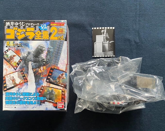 Vintage 2005 Bandai Godzilla Complete Works 2nd Real Product Stage ...
