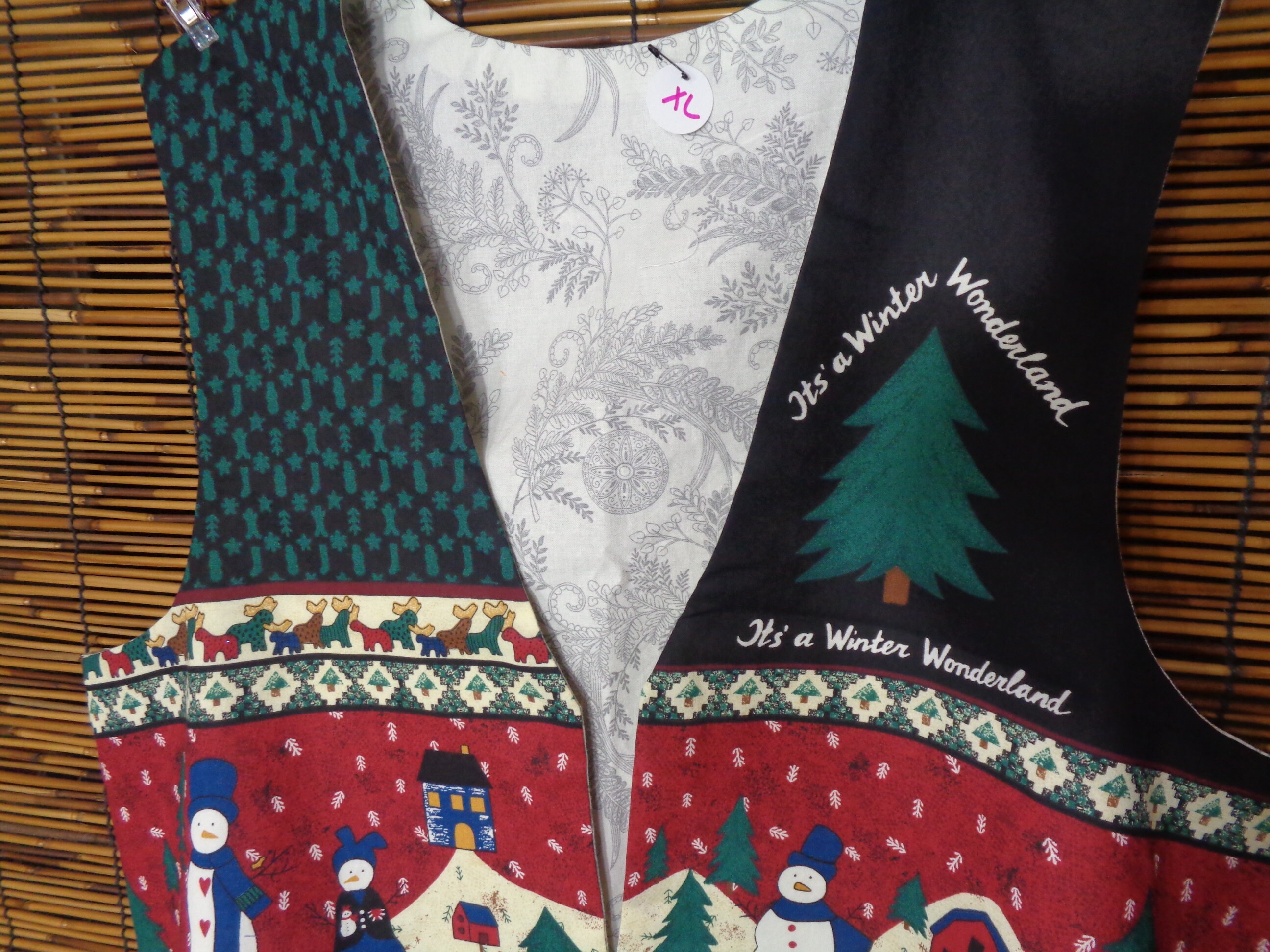 Winter Wonderland Holiday Vest / Christmas Women's Vest / Size XL ...