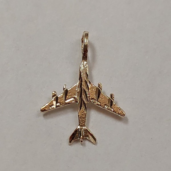 Jet and 14k Gold Pendant - Etsy