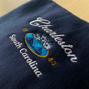 Charleston Sweatshirt, Vintage South Carolina Crewneck Embroidered ...