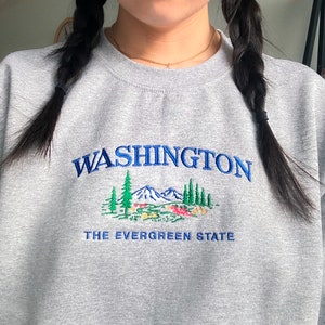 Washington Mount Rainier Sweatshirt Embroidered, Vintage National Park ...