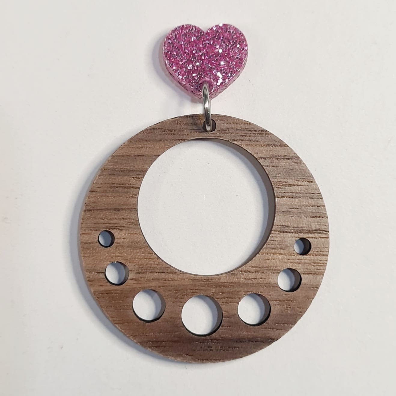 10 Pcs 14mm Laser Cut Pink Glitter Acrylic Love Hearts With or Without ...