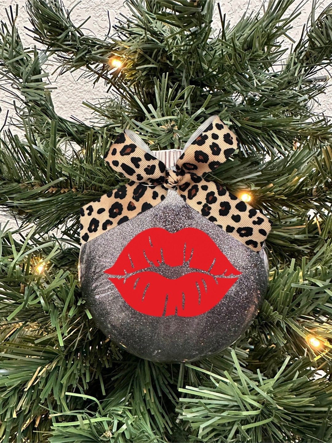 Red Lips Kiss Kisses Lipstick Makeup Woman Lady Leopard Print Black ...