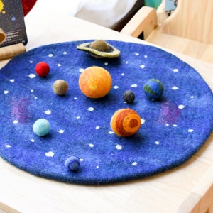 Solar System Outer Space Play Mat With Felt Planets / STEM - Etsy