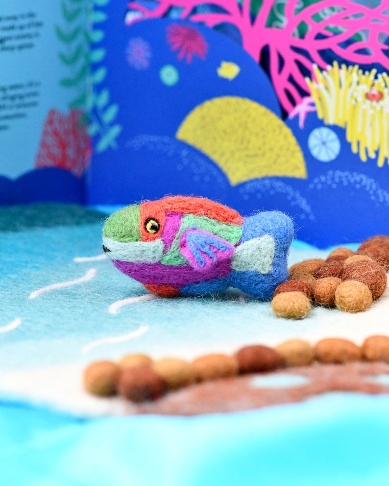 Felt Parrot Fish Toy, Coral Reef Fish: Parrot Fish for Loose Parts Play ...