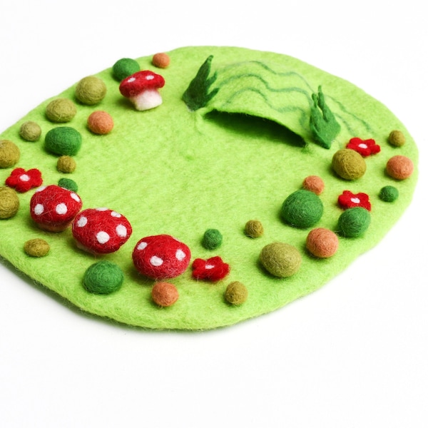 Felt Play Mat - Etsy