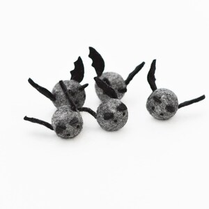 Felt Bats - Packet of 5 Grey Bats, for Loose Parts Play, Small World ...
