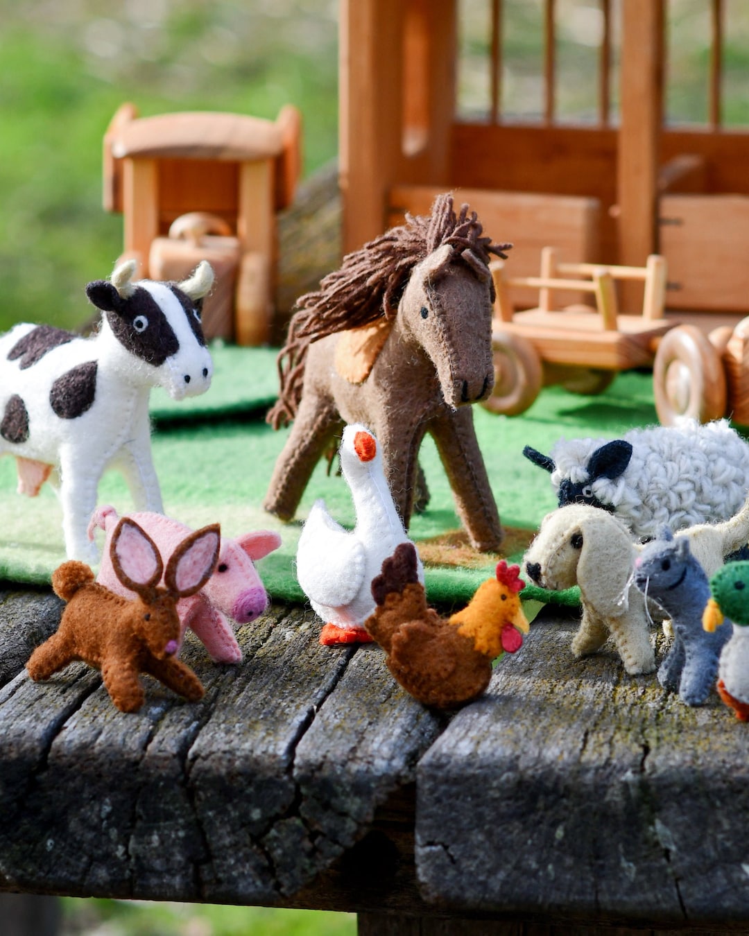 Felt Farm Animals Toys Set - Set of 10 Farm Toys | Montessori Toys ...