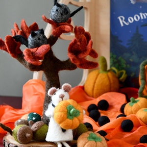 Felt Bats - Packet of 5 Grey Bats | for Loose Parts Play, Small World ...