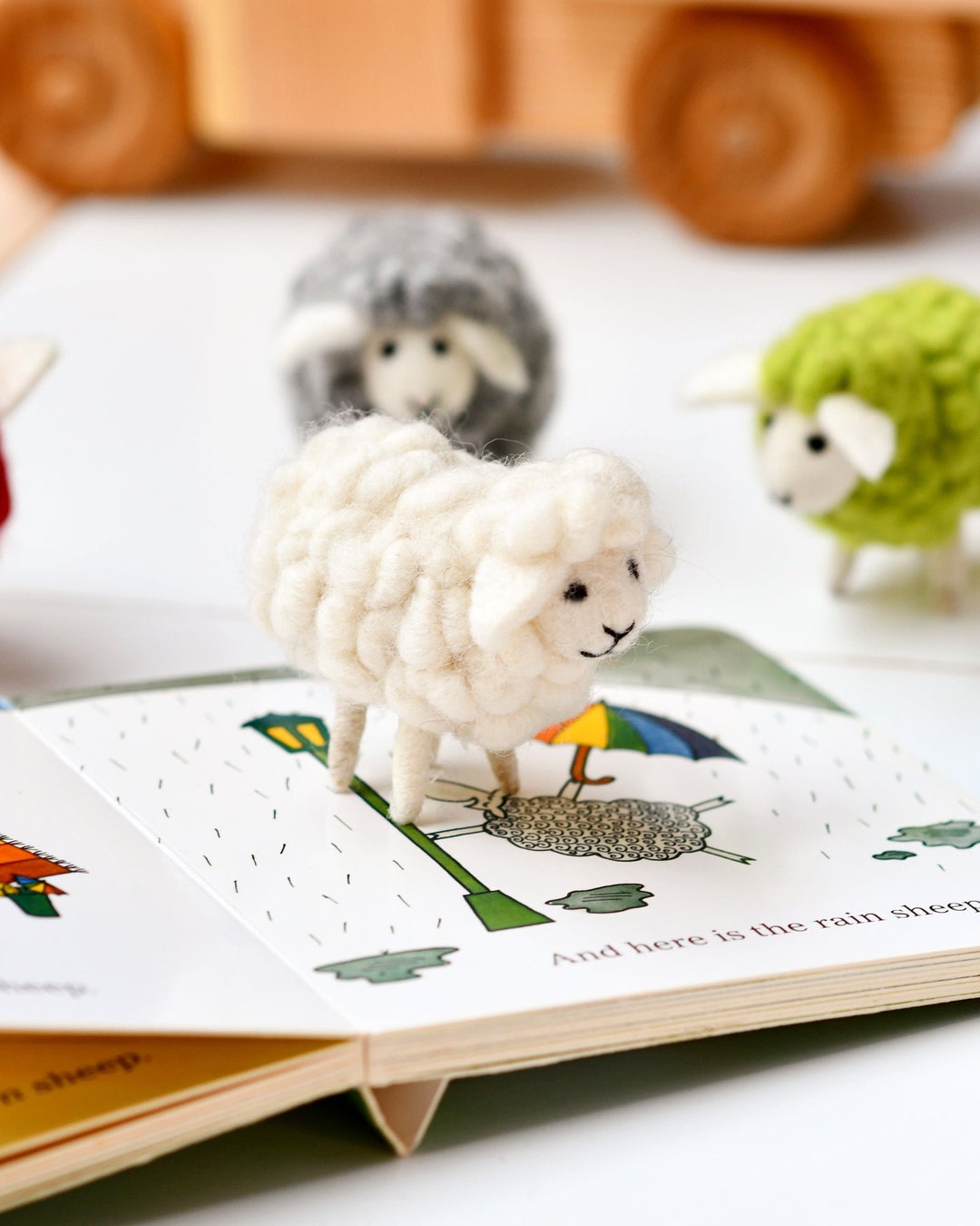 Felt White Sheep Toy, Farm Sheep Toy Made From Wool Felt, Book ...