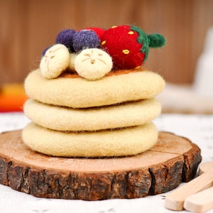 Felt Pancake Stack Play Food Set / Wool Felted 3 Pancakes, Banana ...