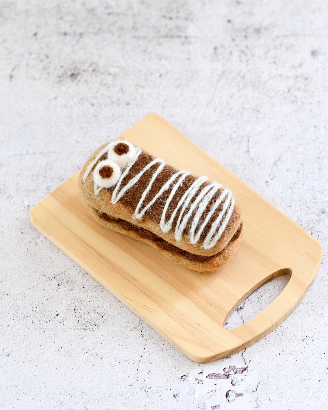 Felt Mummy Chocolate Eclair for Halloween | Felt Eclair for Pretend ...