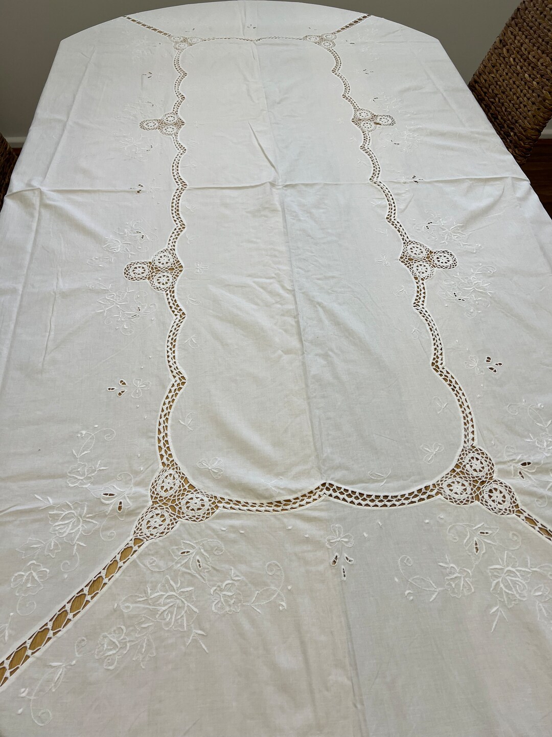 Vintage Tablecloth White Tablecloth Embroidered Tablecloth Old ...