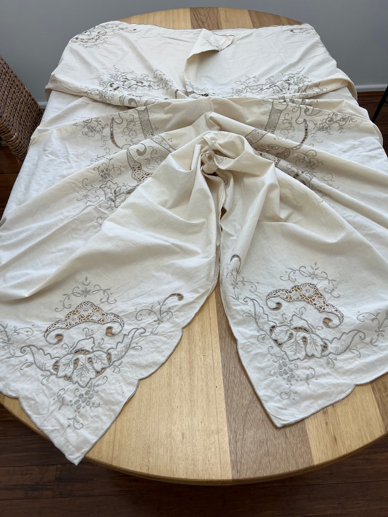 Vintage Tablecloth Handmade Embroidered Handmade Crochet Old Tablecloth ...