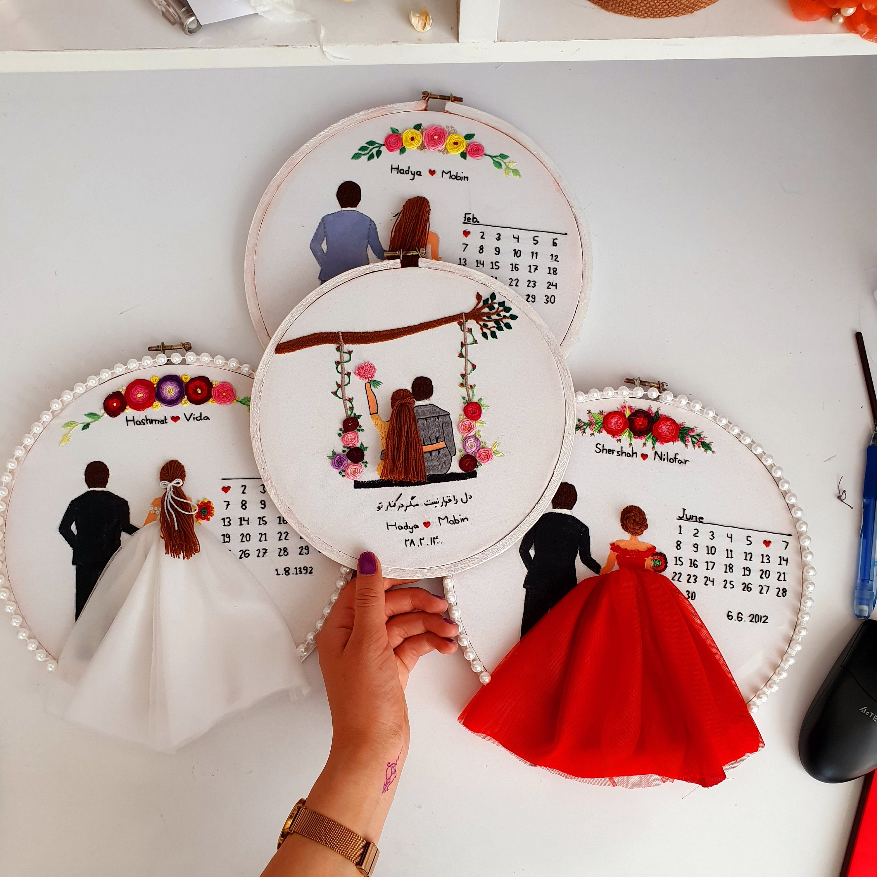 Handmade custom couple embroidery with the date of your | Etsy