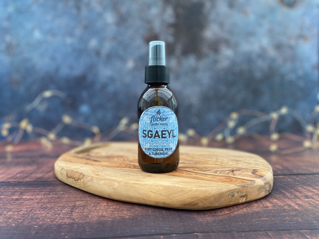 Sgaeyl | Officially Licensed Fourth Wing by Rebecca Yarros 150ml Room ...