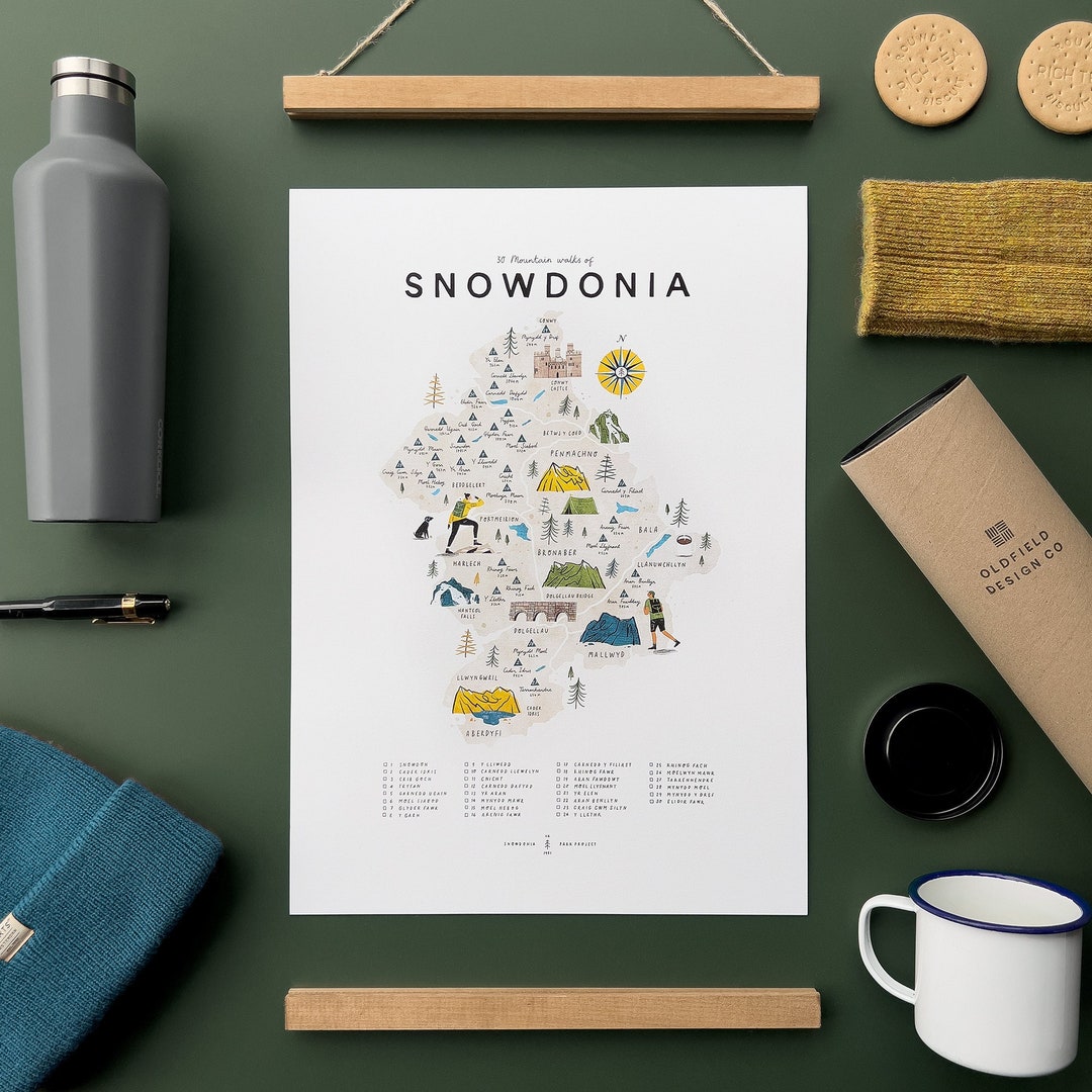 Snowdonia - A3 Illustrated Map Checklist. 30 Mountain Walks of ...