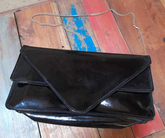 Vintage patent leather envelope style shoulder bag wi… - Gem