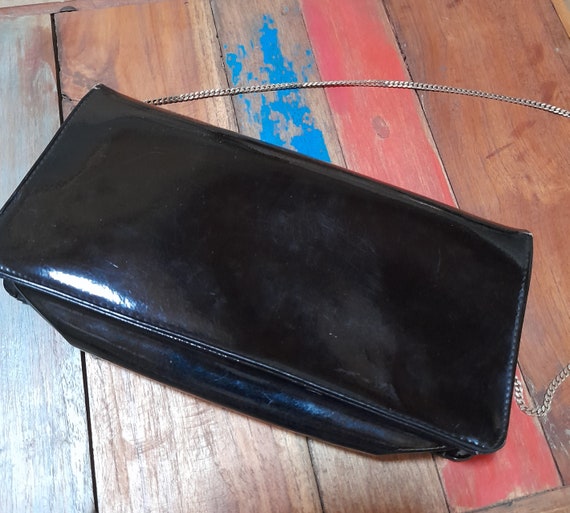 Vintage patent leather envelope style shoulder bag wi… - Gem