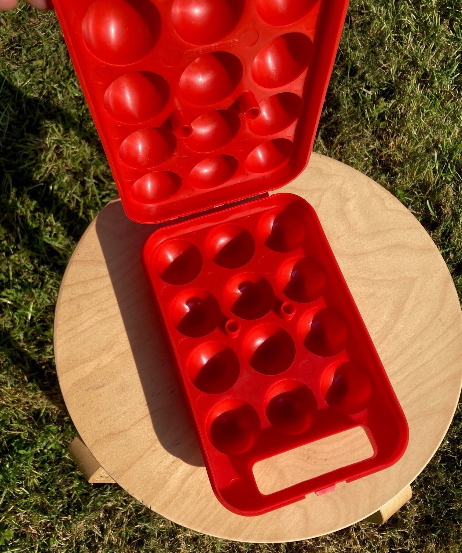 Red Plastic Vintage Egg Box - Etsy
