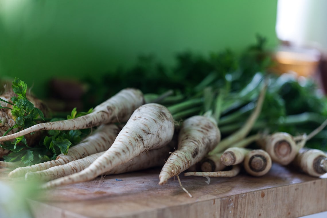 Parsley Root | Organic Parsley Hamburg Seeds | Dutch Parsley Seeds ...
