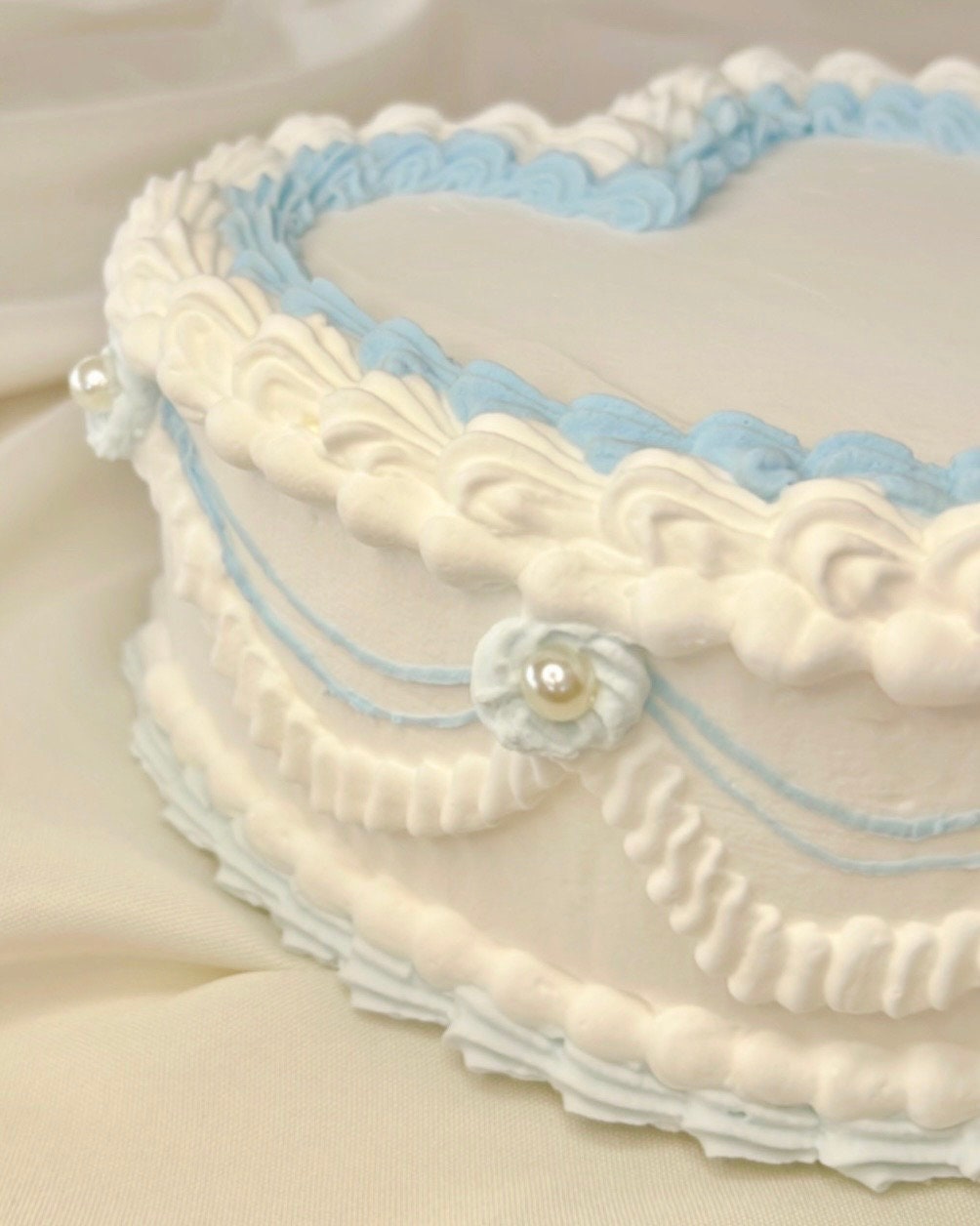 White Heart Shaped Faux Vintage Cake 7 - Etsy
