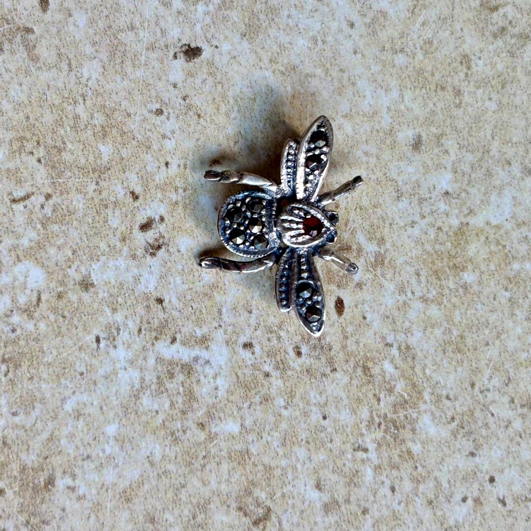 Vintage Silver Bee Brooch - Etsy