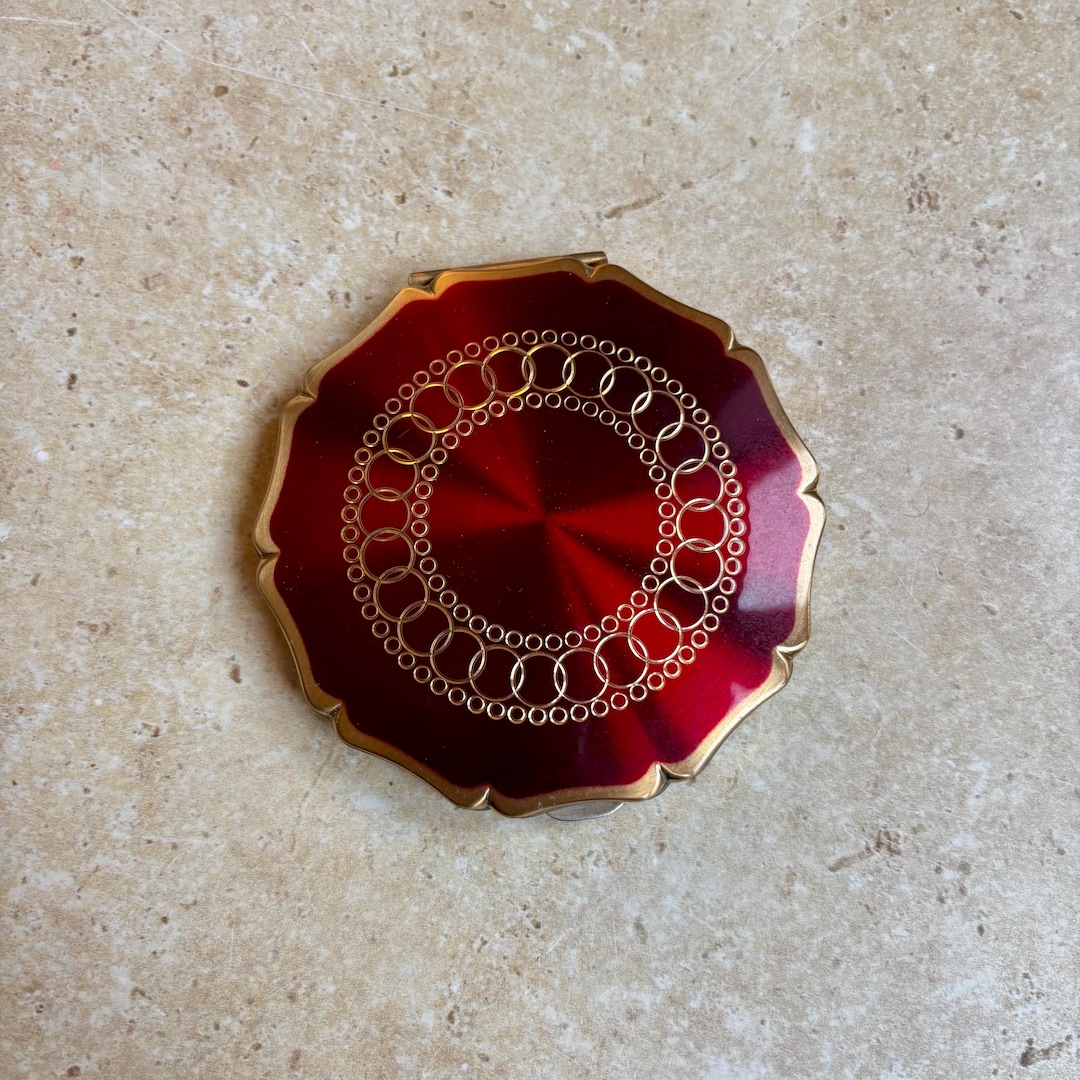 Vintage Stratton Red Enamel and Gold Compact - Etsy