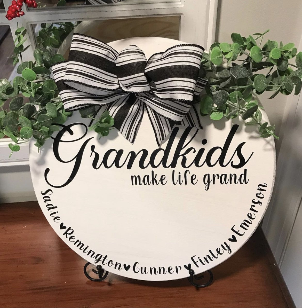 Grandkids Make Life Grand Round Sign/grandkid Sign/ - Etsy