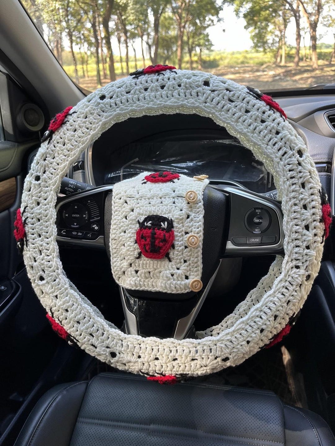 Crochet Ladybug Car Accessories: Steering Wheel Cover & Seatbelt Cover ...