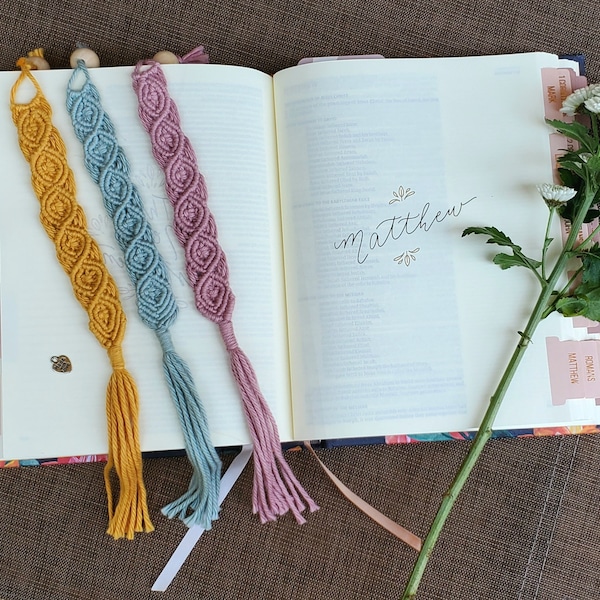 Macrame Bookmarks - Etsy