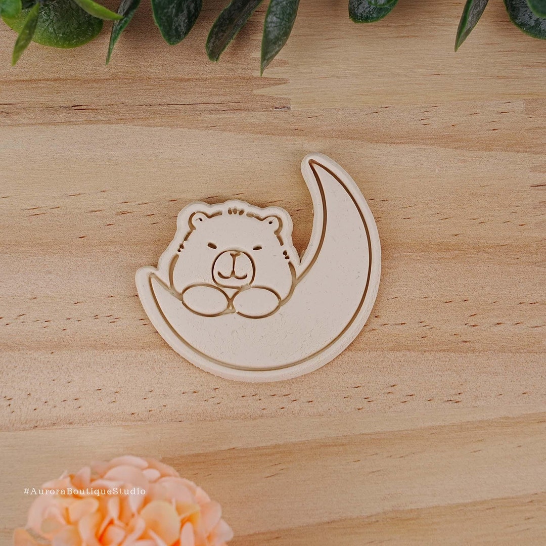 Moon Capybara Cookie Cutter Set, Capybara Cookie Mold for Baking ...