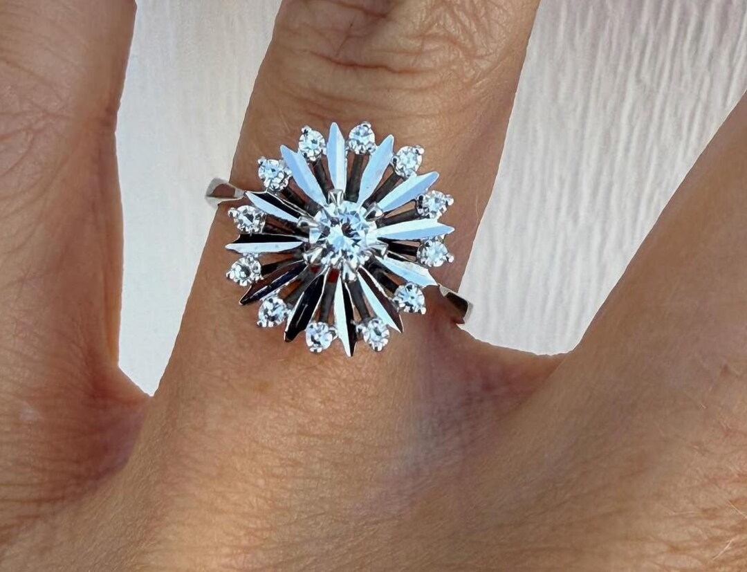 Daisy Snow Flacks Ballerina Diamond Ring, Art Deco Floral Style Silver ...