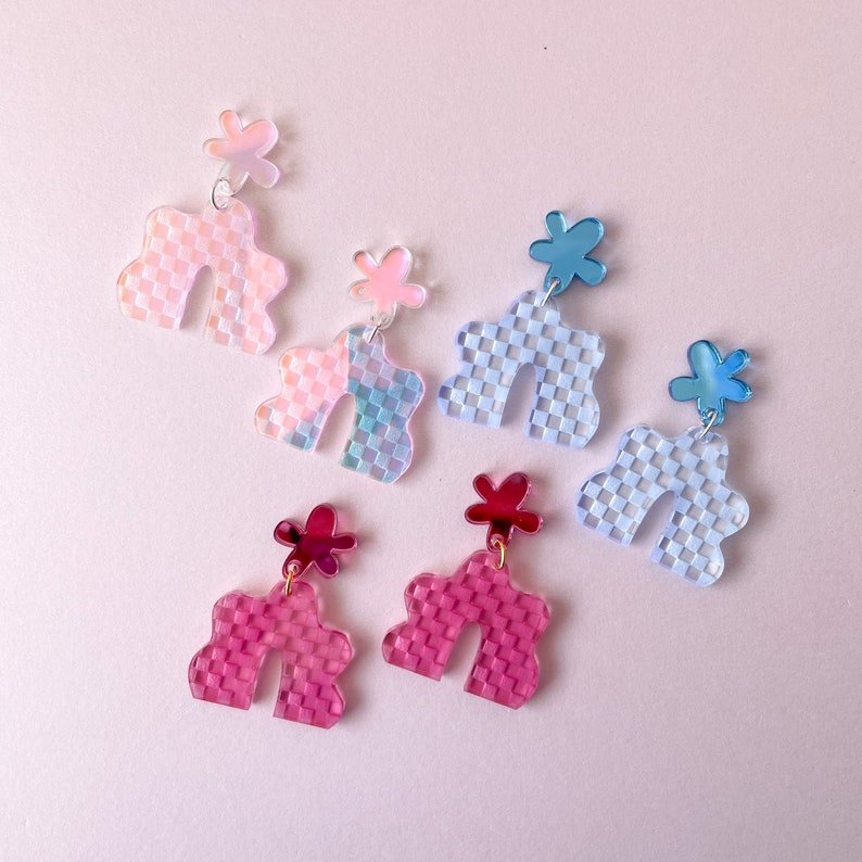 Sunnie Checker Blob Arch//statement Earring//acrylic - Etsy