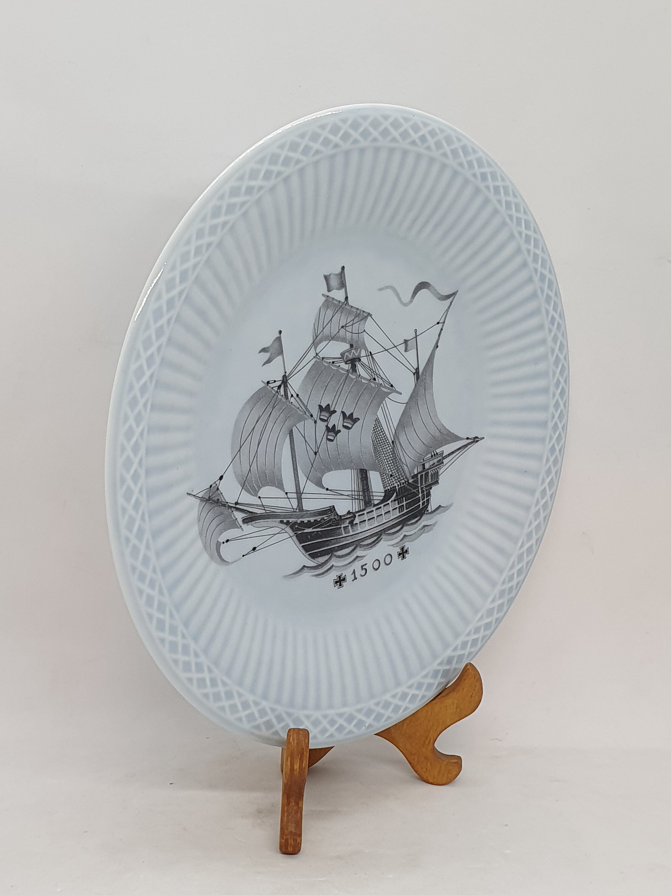 Vintage Swedish Porcelain Plate Ship "1500" by Rorstrand Sverige ...