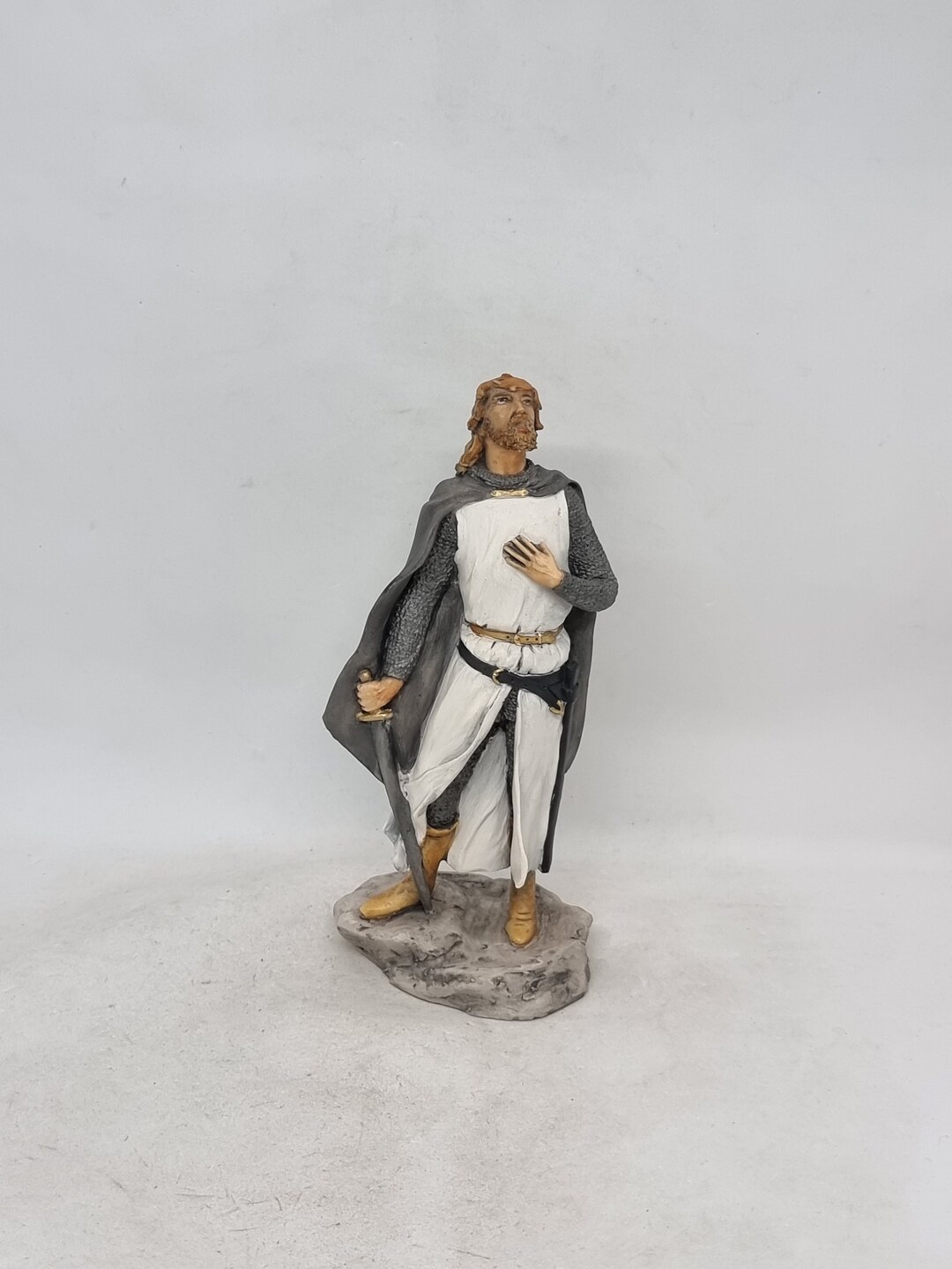 The Crusades Handpainted Knight Figurine | Madrigale Collection | Made ...