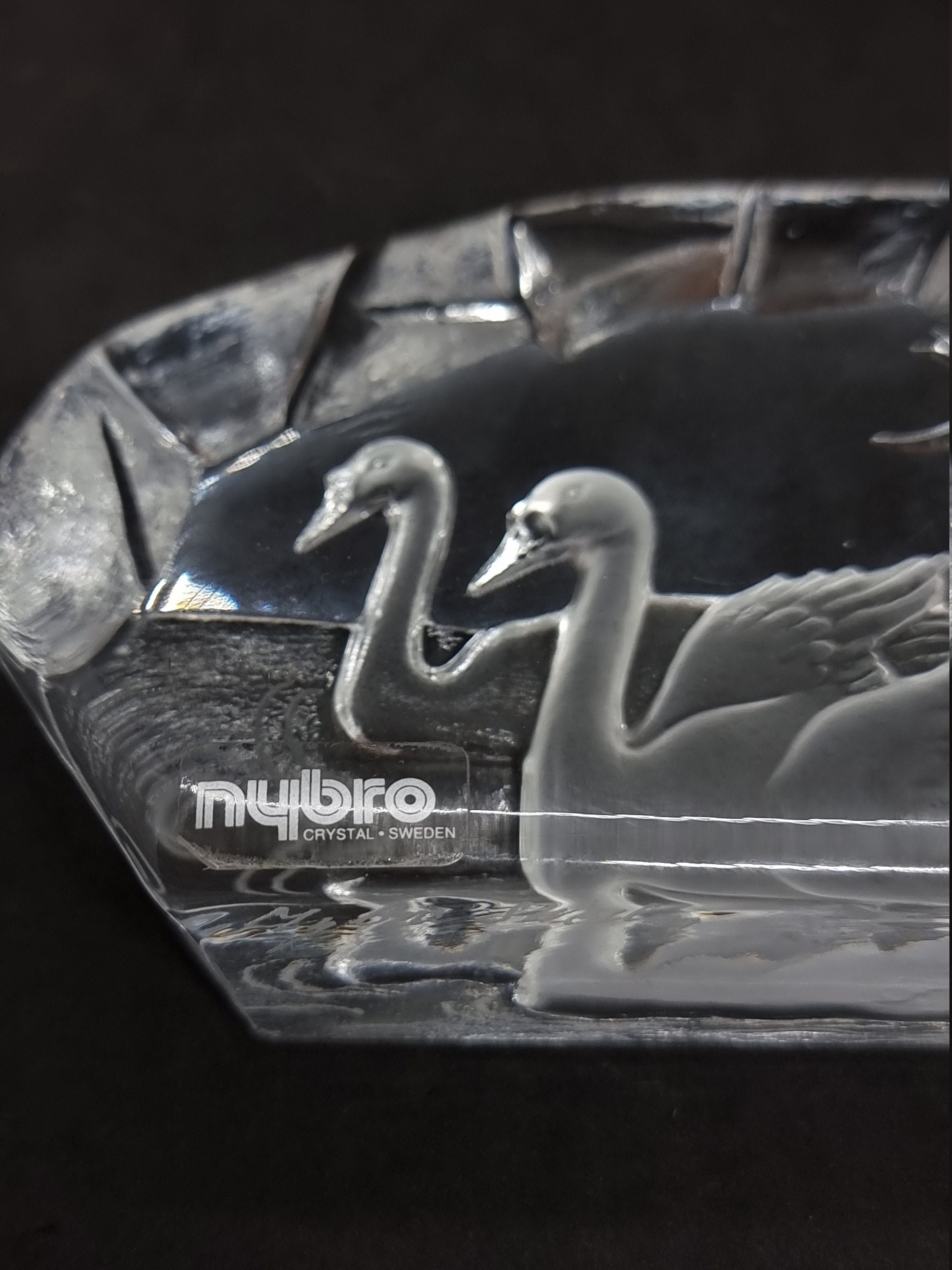 Vintage Nybro Sweden Crystal Glass Wapaperweight Sculpture "swans" | - Etsy