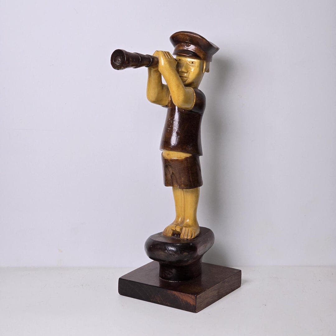 Vintage Hand-carved Wooden Sea Captain With Spyglass – Nautical Decor ...