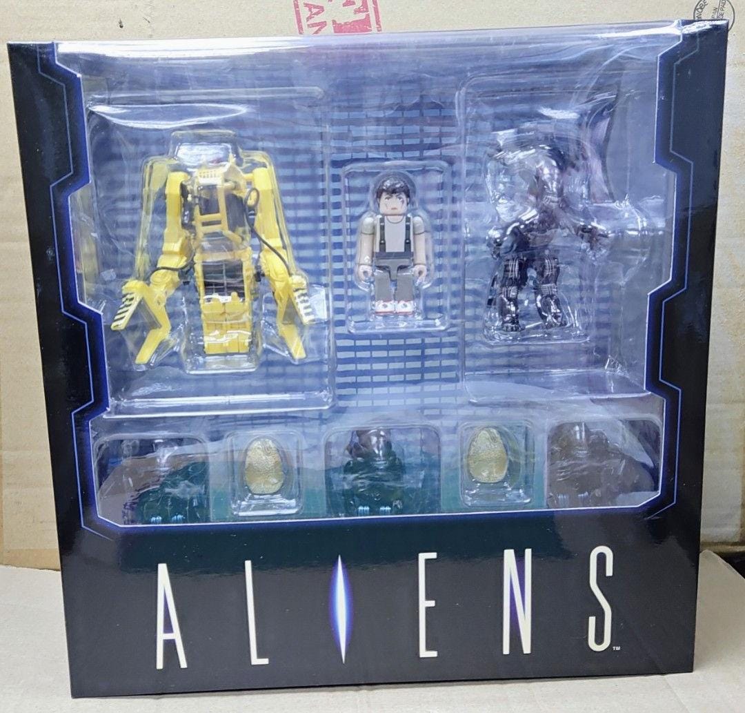 Kubrick Aliens Ellen Louise Ripley Alien Queen Power Lower Action ...
