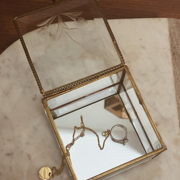 Vintage Vanity Mirror - Etsy